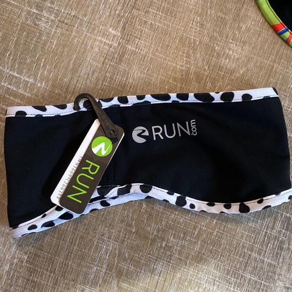 run.com | Accessories | Running Headband Black Sm Nwt | Poshmark